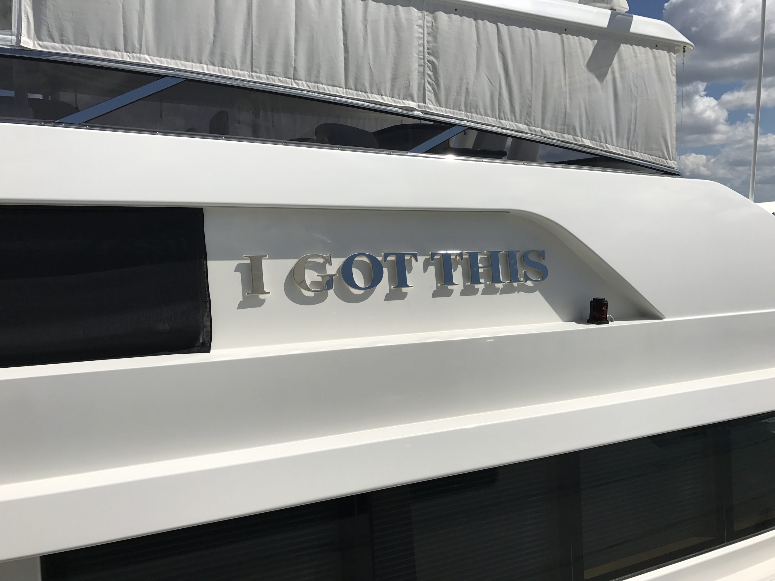 Portfolio | Yacht Lettering