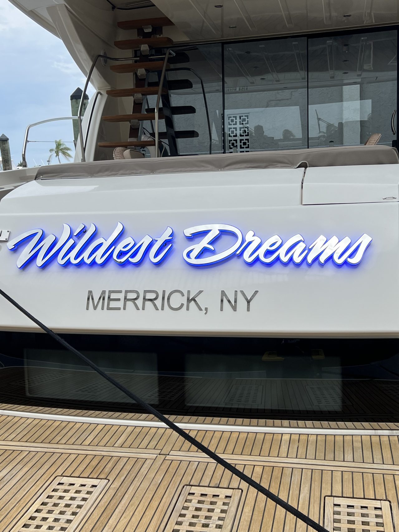 Portfolio - Yacht Lettering