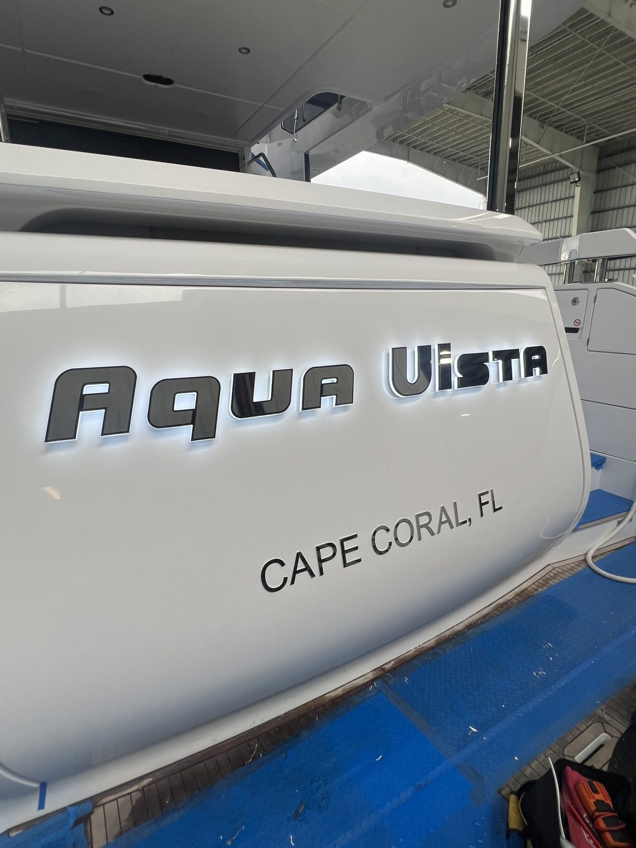 Portfolio - Yacht Lettering