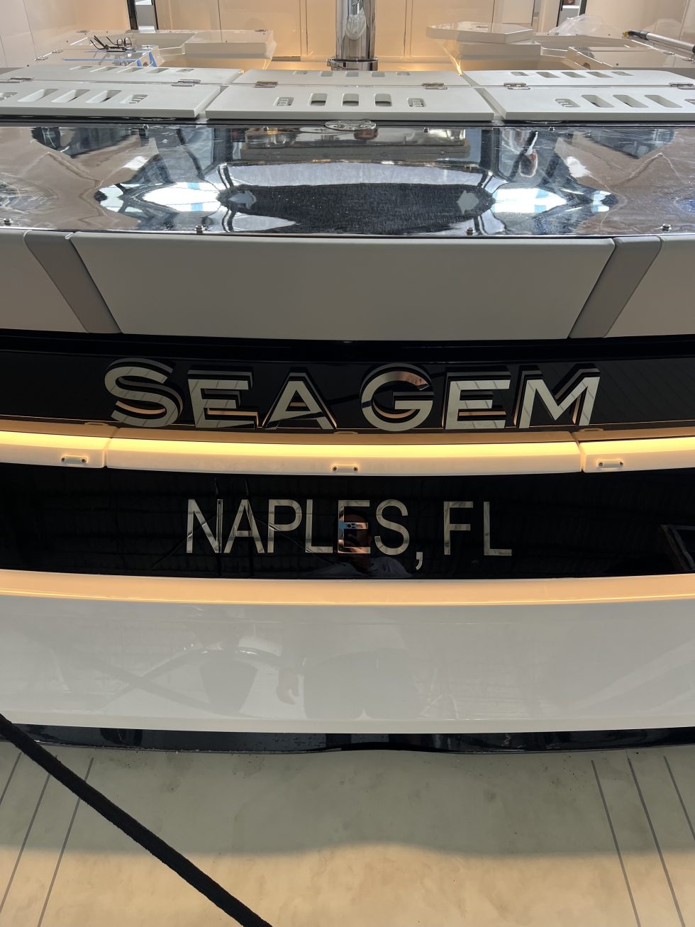 Portfolio - Yacht Lettering