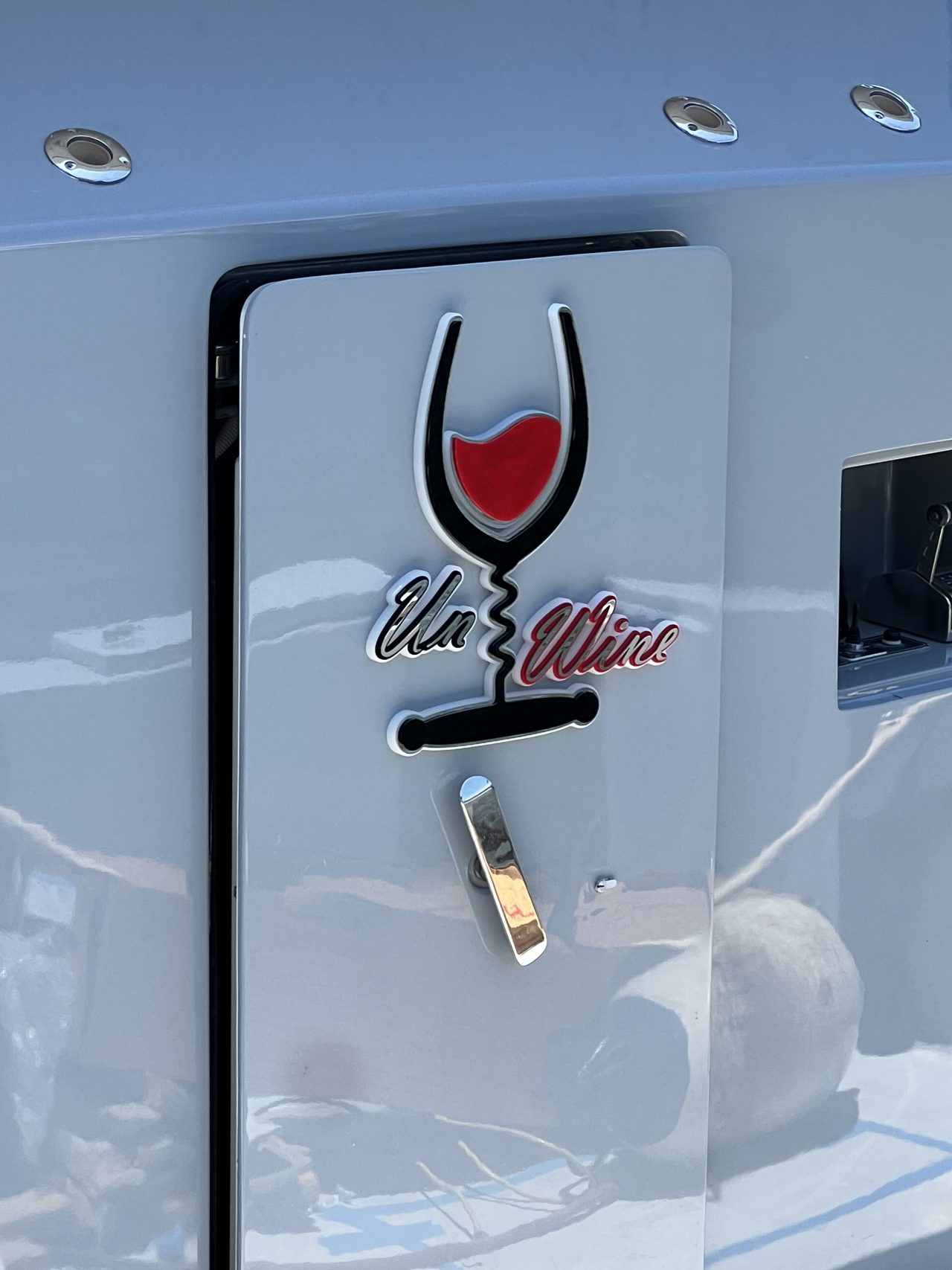 Portfolio - Yacht Lettering