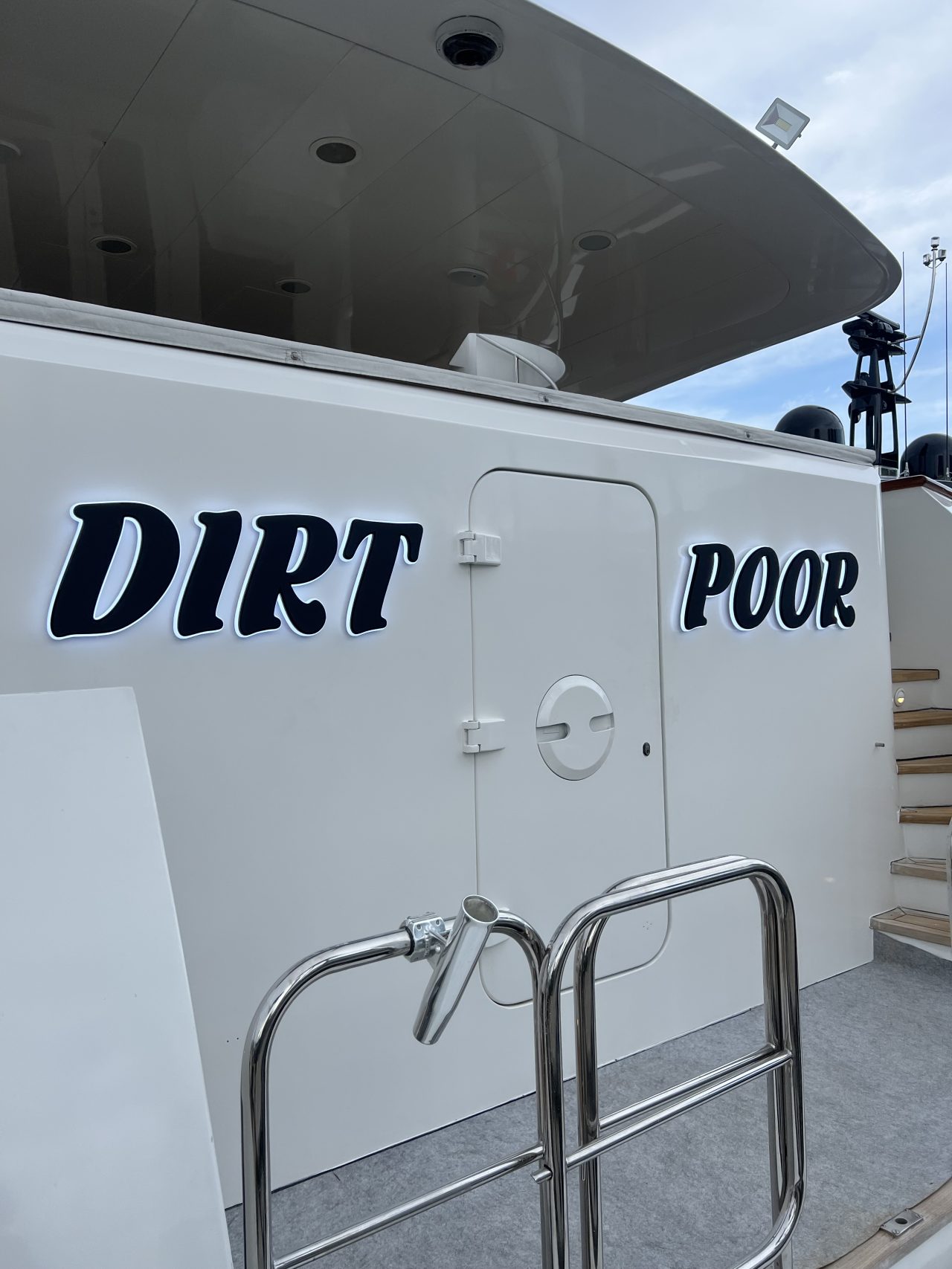 Portfolio - Yacht Lettering