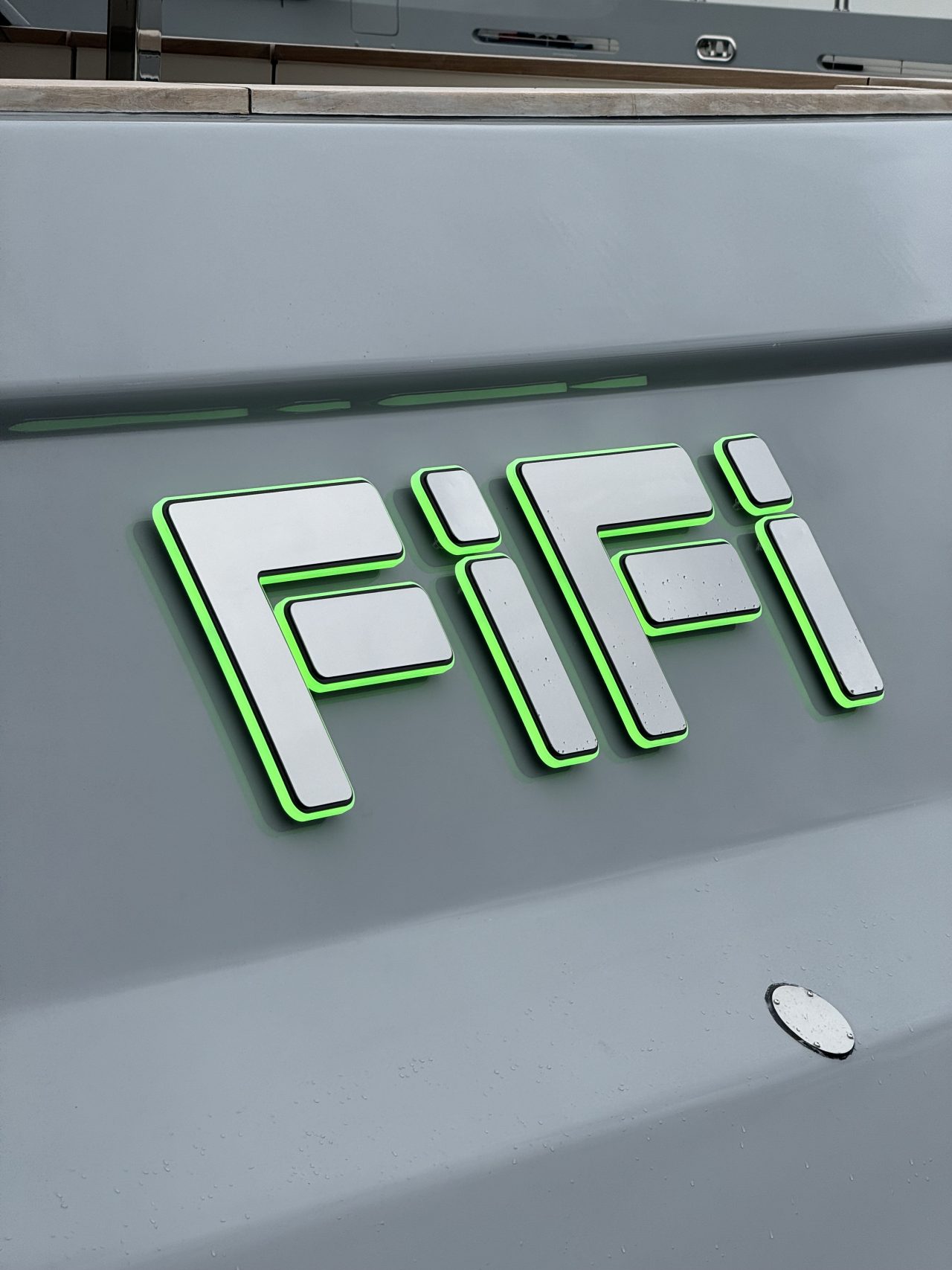 Portfolio - Yacht Lettering